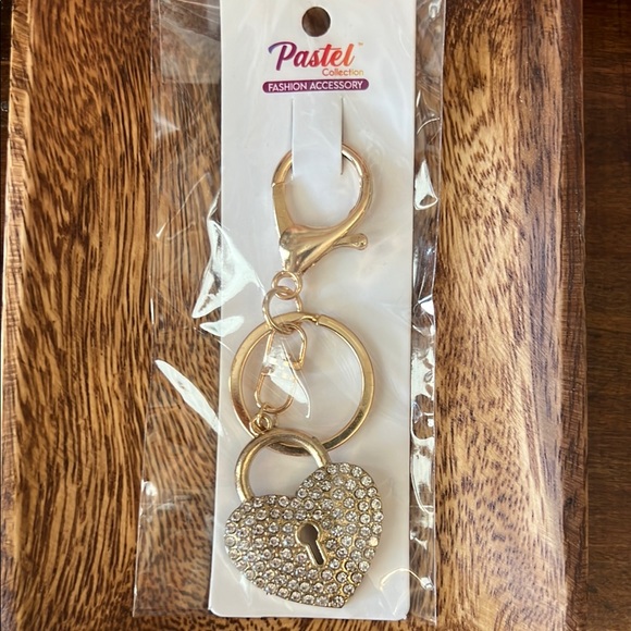 Accessories | Giveaway Gold Heart Keychain | Poshmark